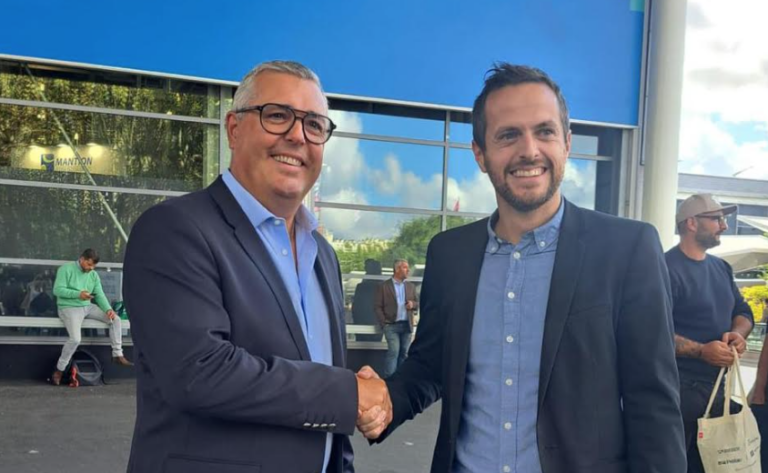 AGC et DEVGLASS signent un partenariat pour la distribution exclusive ...